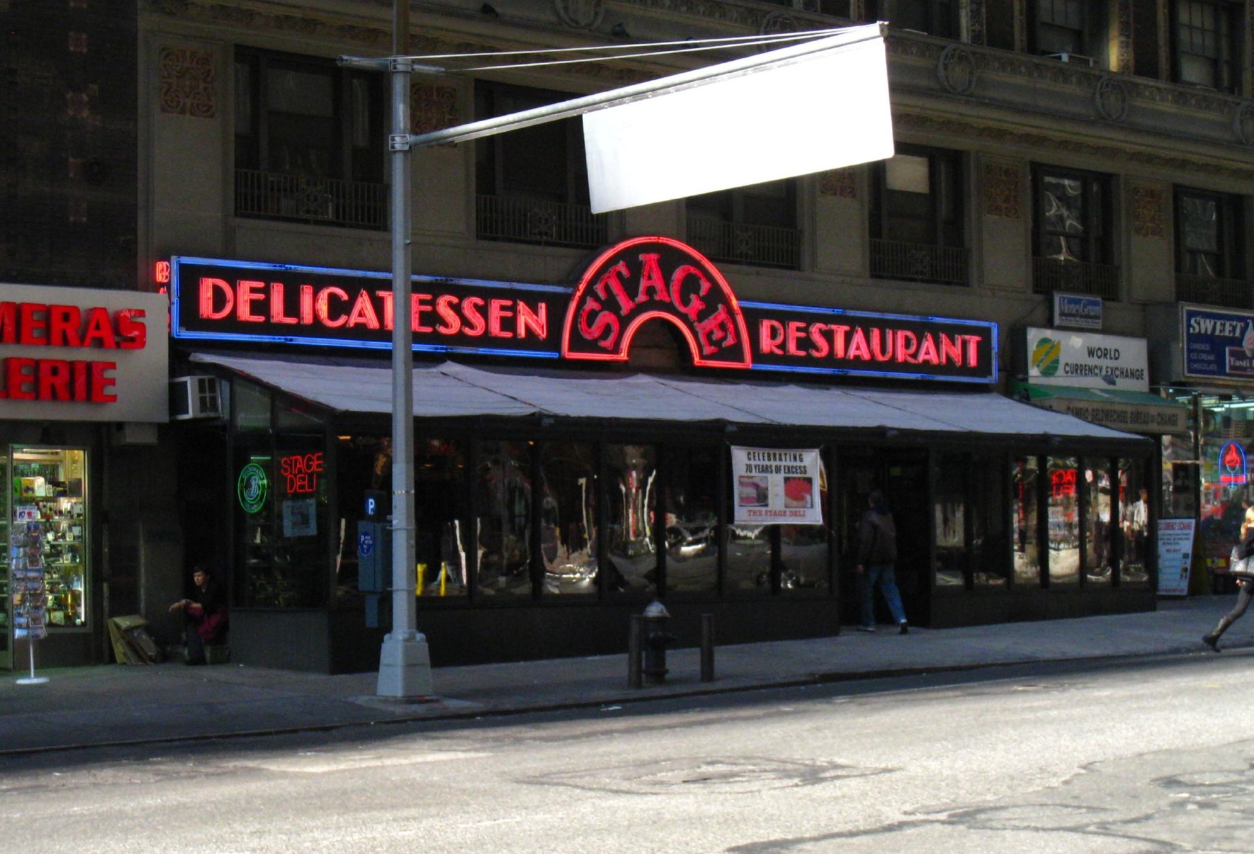 Review of Relentless: The Stories Behind the Photographs | Sport in ...